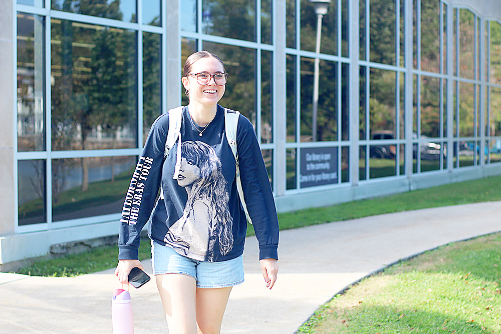 Local Swifties’ reactions mixed over latest album release | News ...